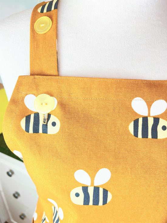 Big Bee Apron for Perfect Any Funky Baker – My Favourite Apron Co.