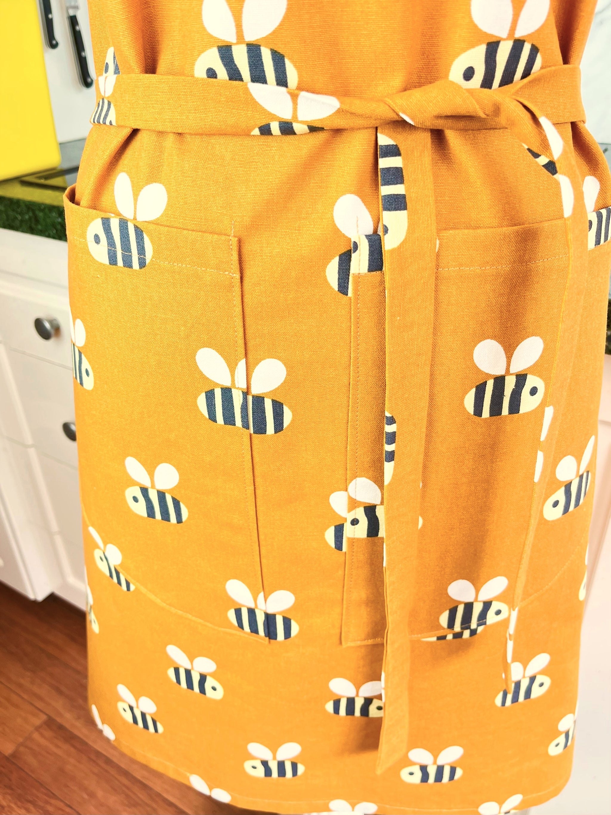 Big Bee Apron for Perfect Any Funky Baker – My Favourite Apron Co.